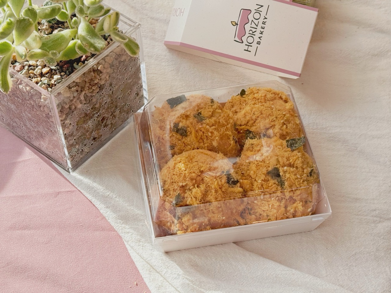 Horizon Bakery | Light sweet desserts and cakes